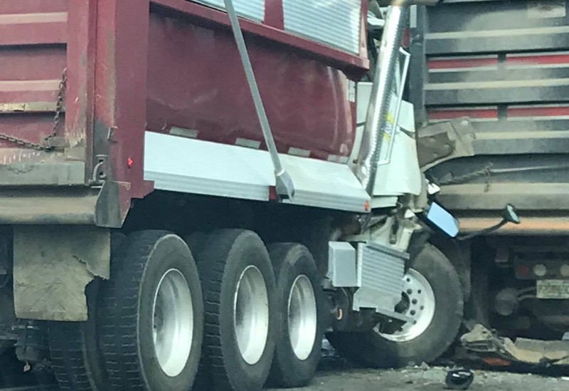 Multiple Injuries In Six Vehicle Crash Involving Two Dump Trucks On ...