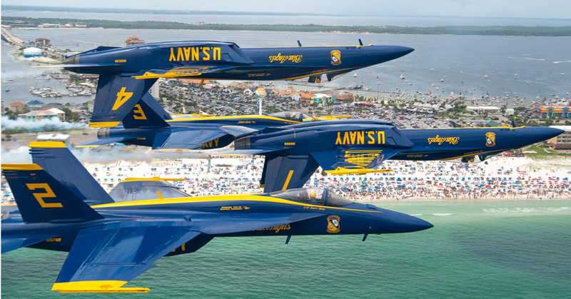 Must See Amazing Photos: Fly With The Blue Angels Over Pensacola Beach ...