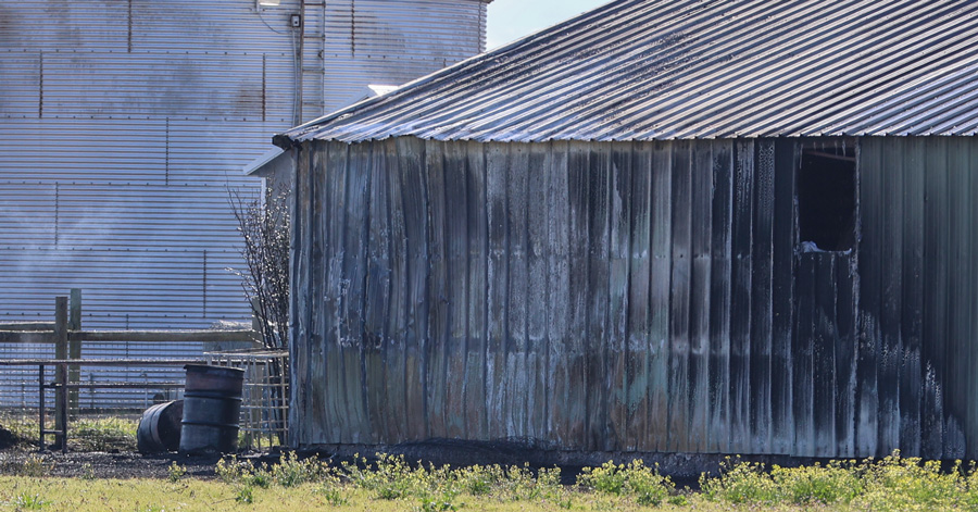 Fire Damages Large Metal Building In Walnut Hill : NorthEscambia.com