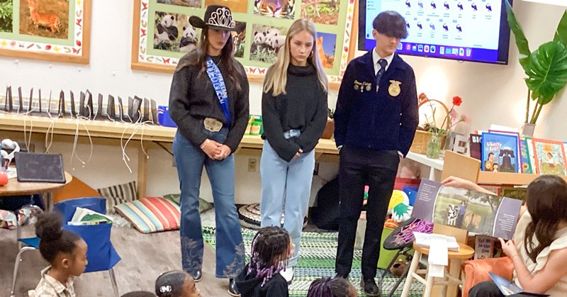 Tate FFA Gets “MOOving” With Literacy In Local Elementary Schools ...