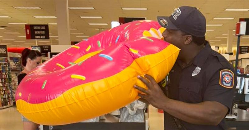 Fighting Hunger: Donut Strike For Manna Begins Today: Here’s Where To ...