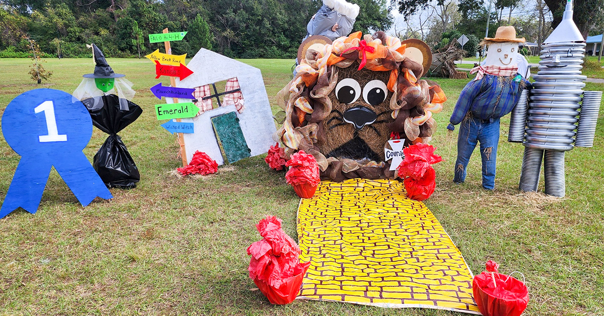 Instagram Worthy Photo Op: 4-H Hay Bale Decorating Contest Winners ...