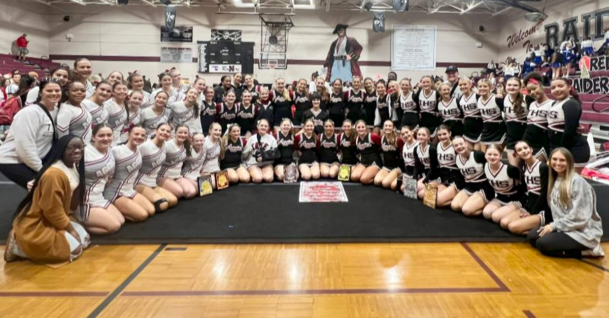 Tate High Cheerleaders Shine At Red Nose Raider Competition ...