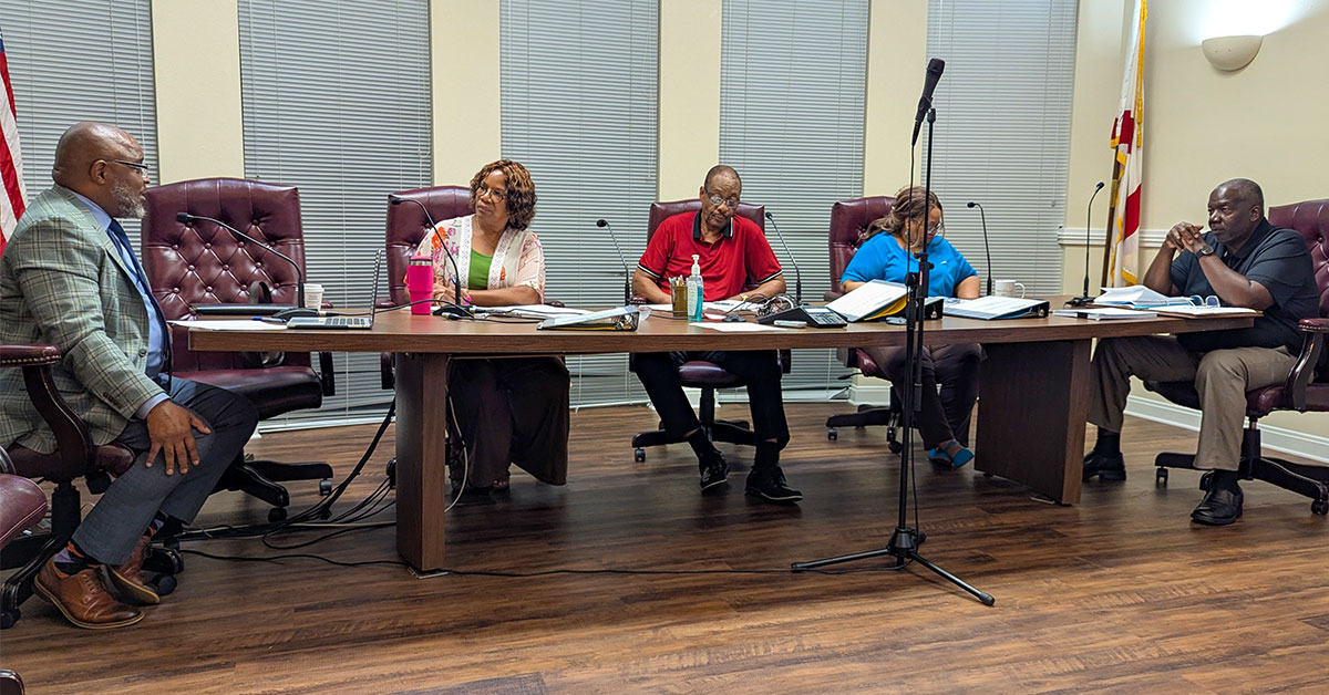 After Employee Theft Allegations, Century Town Council Member Wants ...